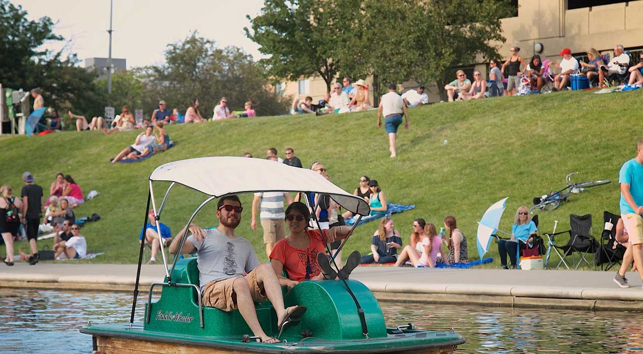Kayak Rentals & Pedal Boat Rentals in Indianapolis, Indiana | Wheel Fun ...
